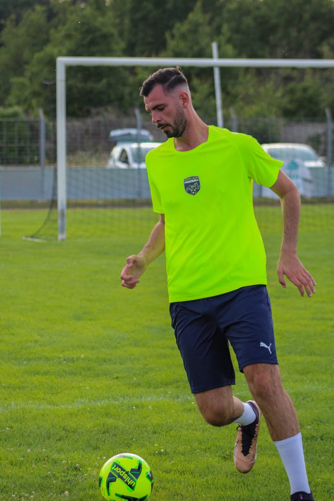 Présentation des nouvelles recrues pour l'équipe R1 - Montluçon Football